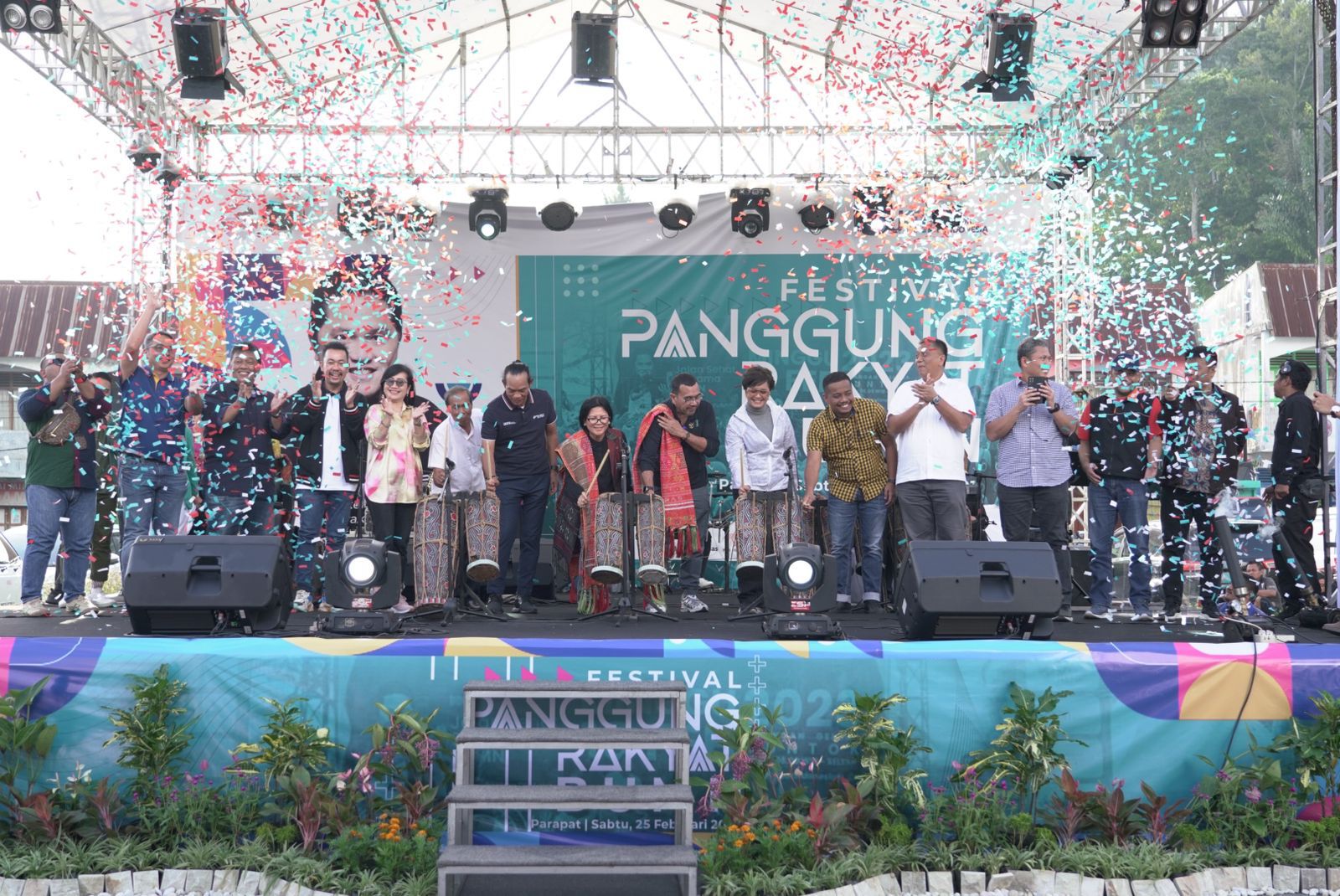 Pegadaian Ramaikan Festival Panggung Rakyat BUMN di Parapat | Pawarta ... Pegadaian Ramaikan Festival Panggung Rakyat BUMN di Parapat | Pawarta ...